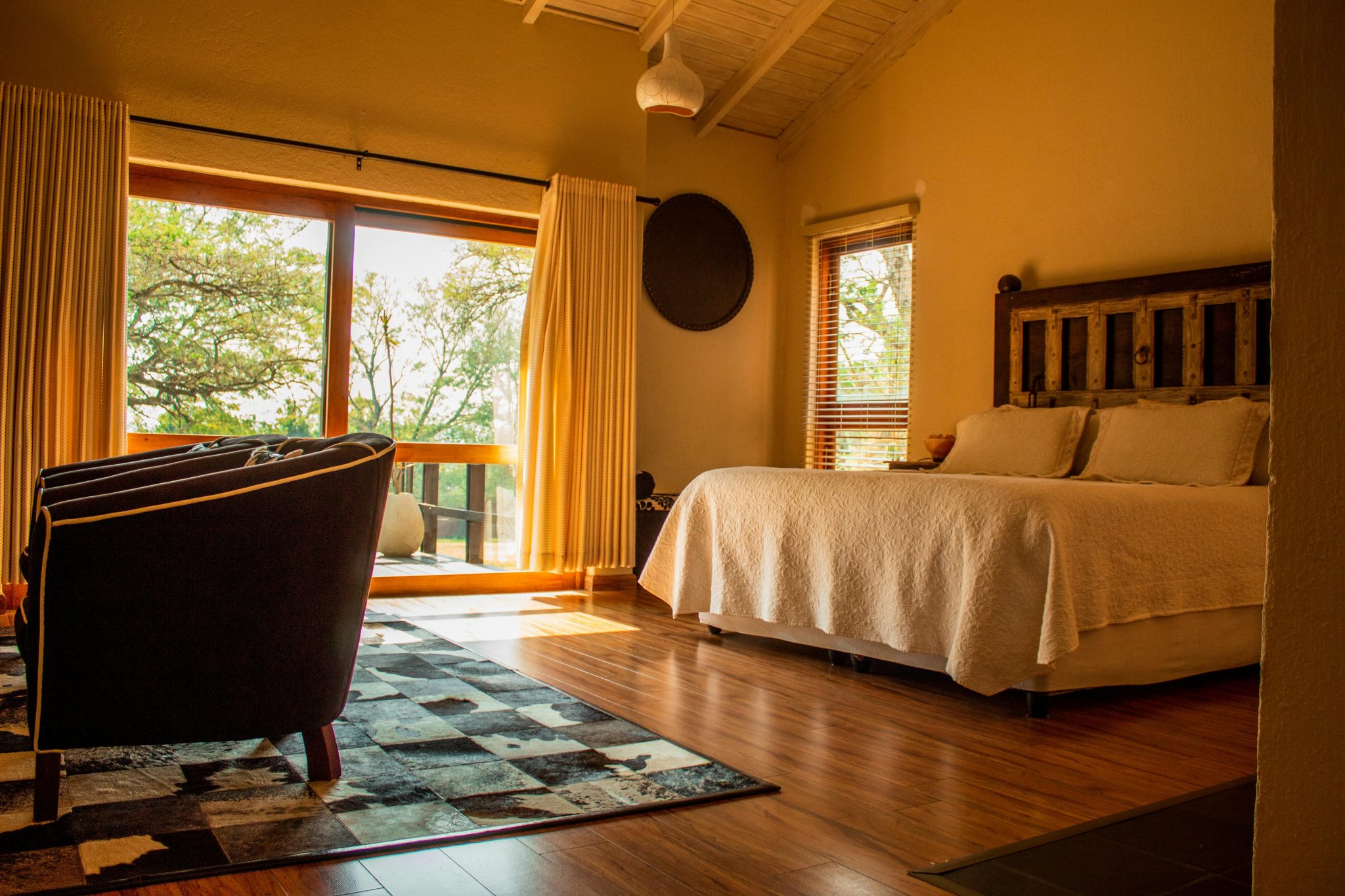Are Airbnbs Cheaper Than Hotels? Full Cost Guide Inside
